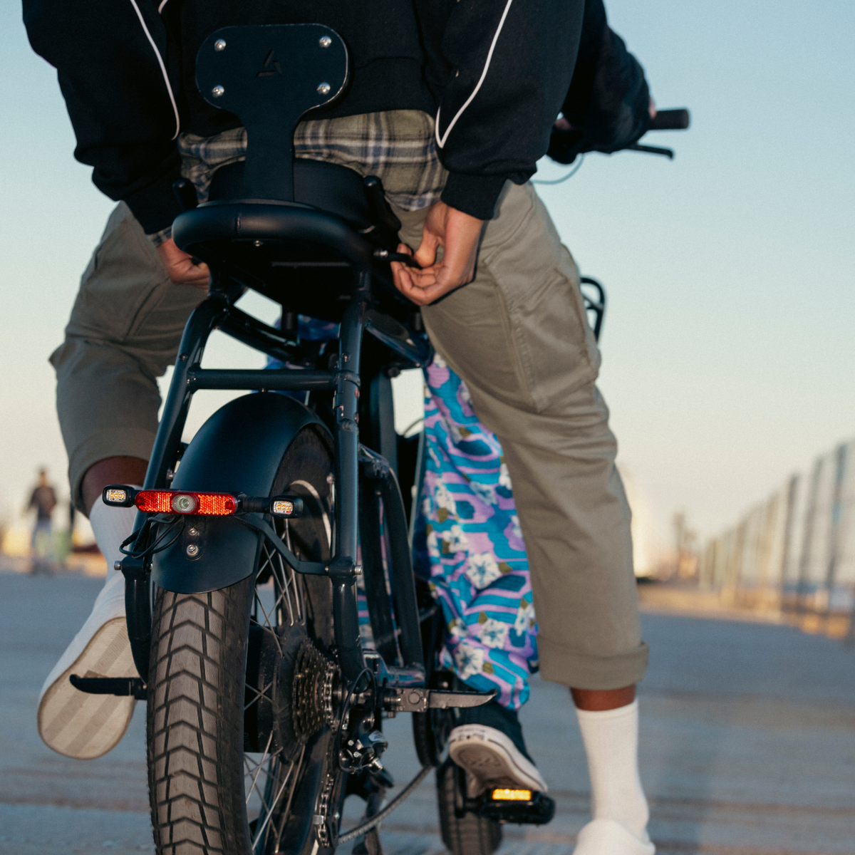 Le meilleur vélo électrique cargo biplace compact Elwing Ritmic Duo